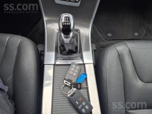 Zils Volvo XC60 2014 Liepāja, ar dzinēja tilpumu 2.00 L un nobraukumu 279 tūkst. km par 9200 €, foto 19 vietnē AUTOMOTO.COM.LV
