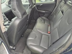 Zils Volvo XC60 2014 Liepāja, ar dzinēja tilpumu 2.00 L un nobraukumu 279 tūkst. km par 9200 €, foto 21 vietnē AUTOMOTO.COM.LV