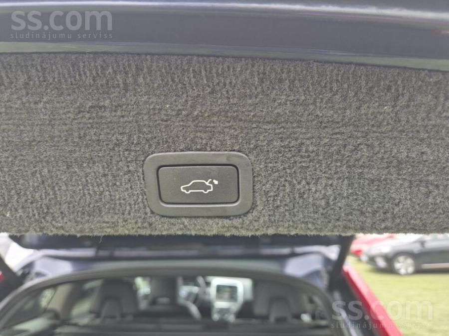 Zils Volvo XC60 2014 Liepāja, ar dzinēja tilpumu 2.00 L un nobraukumu 279 tūkst. km par 9200 €, foto 28 vietnē AUTOMOTO.COM.LV