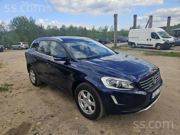 Синий Вольво ХС60 2014 в Краслава, объемом двигателя 2.00 л и пробегом 222 тыс. км за 12000 €, фото 2 на AUTOMOTO.COM.LV
