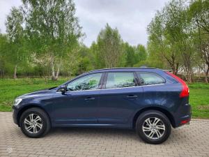Blue Volvo XC60 2014 in Siauliai, with an engine capacity of 2.00 L and mileage of 340 thousand km for 7550 €, photo 5 on AUTOMOTO.COM.LV