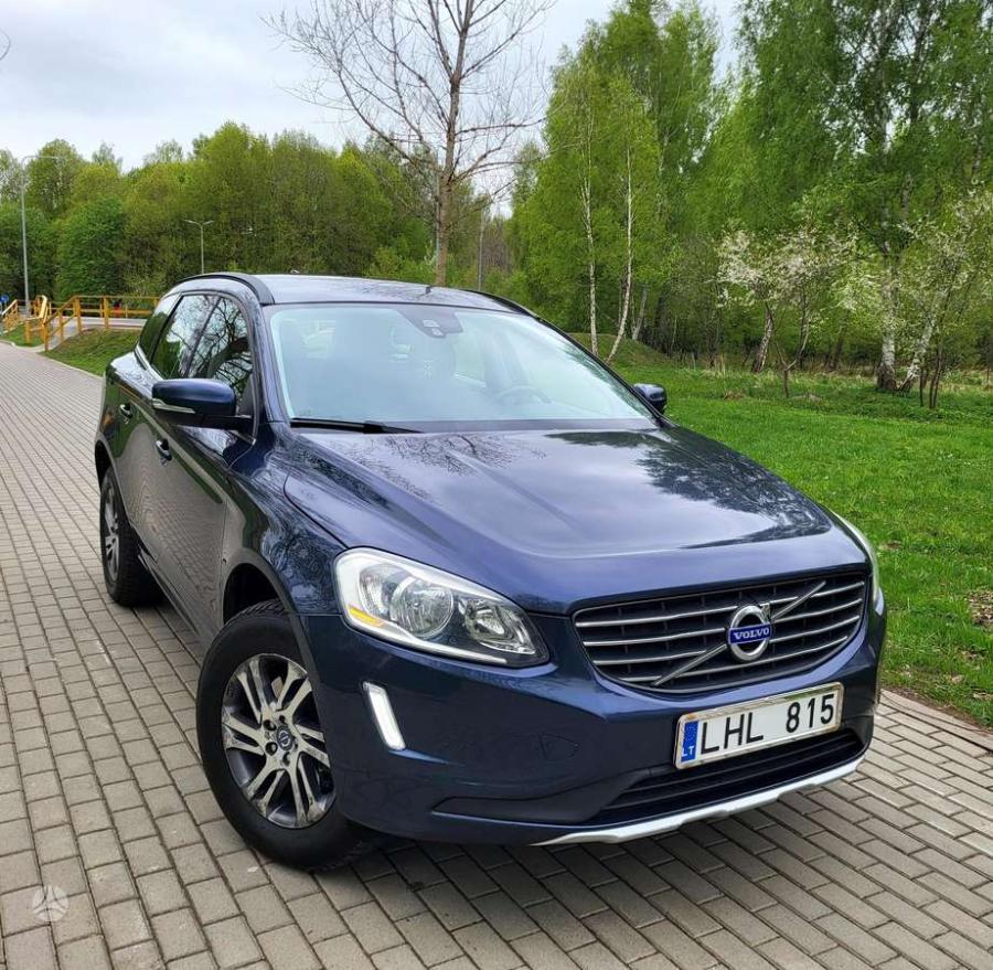 Blue Volvo XC60 2014 in Siauliai, with an engine capacity of 2.00 L and mileage of 340 thousand km for 7550 €, photo 13 on AUTOMOTO.COM.LV