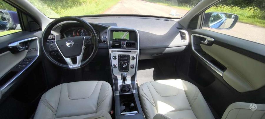 Zils Volvo XC60 2014 Kauņa, ar dzinēja tilpumu 1.97 L un nobraukumu 173 tūkst. km par 11300 €, foto 7 vietnē AUTOMOTO.COM.LV