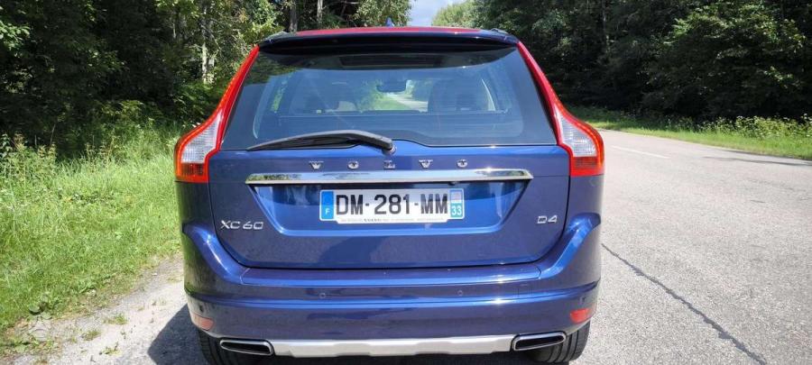 Zils Volvo XC60 2014 Kauņa, ar dzinēja tilpumu 1.97 L un nobraukumu 173 tūkst. km par 11300 €, foto 17 vietnē AUTOMOTO.COM.LV