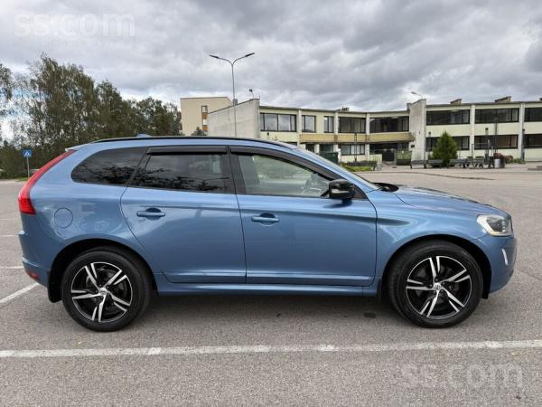 Zils Volvo XC60 2014 Rīga, ar dzinēja tilpumu 2.40 L un nobraukumu 201 tūkst. km par 15500 €, foto 2 vietnē AUTOMOTO.COM.LV