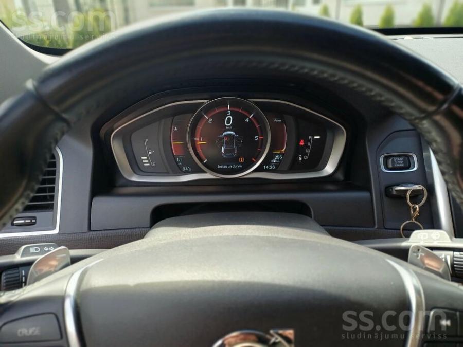Синий Вольво ХС60 2014 в Тукумс, объемом двигателя 2.00 л и пробегом 246 тыс. км за 11995 €, фото 16 на AUTOMOTO.COM.LV