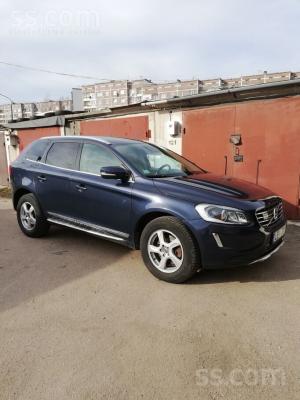 Zils Volvo XC60 2014 Rīga, ar dzinēja tilpumu 2.00 L un nobraukumu 235 tūkst. km par 8800 €, foto 3 vietnē AUTOMOTO.COM.LV