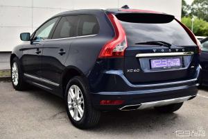 Blue Volvo XC60 2014 in Kretinga, with an engine capacity of 3.20 L and mileage of 281 thousand km for 10999 €, photo 8 on AUTOMOTO.COM.LV