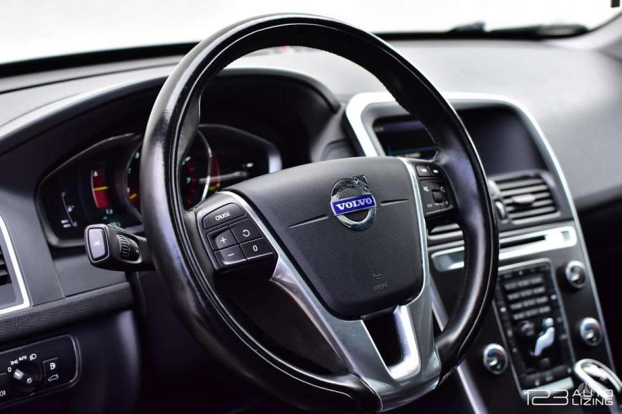 Blue Volvo XC60 2014 in Kretinga, with an engine capacity of 3.20 L and mileage of 281 thousand km for 10999 €, photo 26 on AUTOMOTO.COM.LV