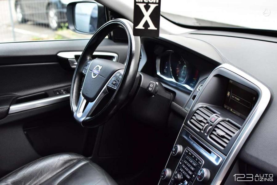 Blue Volvo XC60 2014 in Kretinga, with an engine capacity of 3.20 L and mileage of 281 thousand km for 10999 €, photo 30 on AUTOMOTO.COM.LV