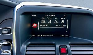 Blue Volvo XC60 2014 in Utena, with an engine capacity of 2.40 L and mileage of 326 thousand km for 13999 €, photo 26 on AUTOMOTO.COM.LV