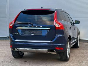 Blue Volvo XC60 2014 in Utena, with an engine capacity of 2.40 L and mileage of 326 thousand km for 13999 €, photo 57 on AUTOMOTO.COM.LV