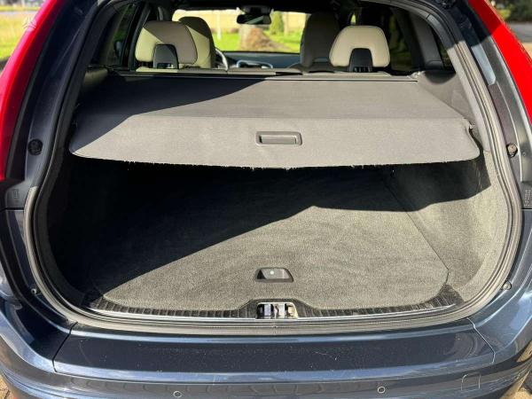 Zils Volvo XC60 2014 Utena, ar dzinēja tilpumu 1.98 L un nobraukumu 262 tūkst. km par 9150 €, foto 10 vietnē AUTOMOTO.COM.LV