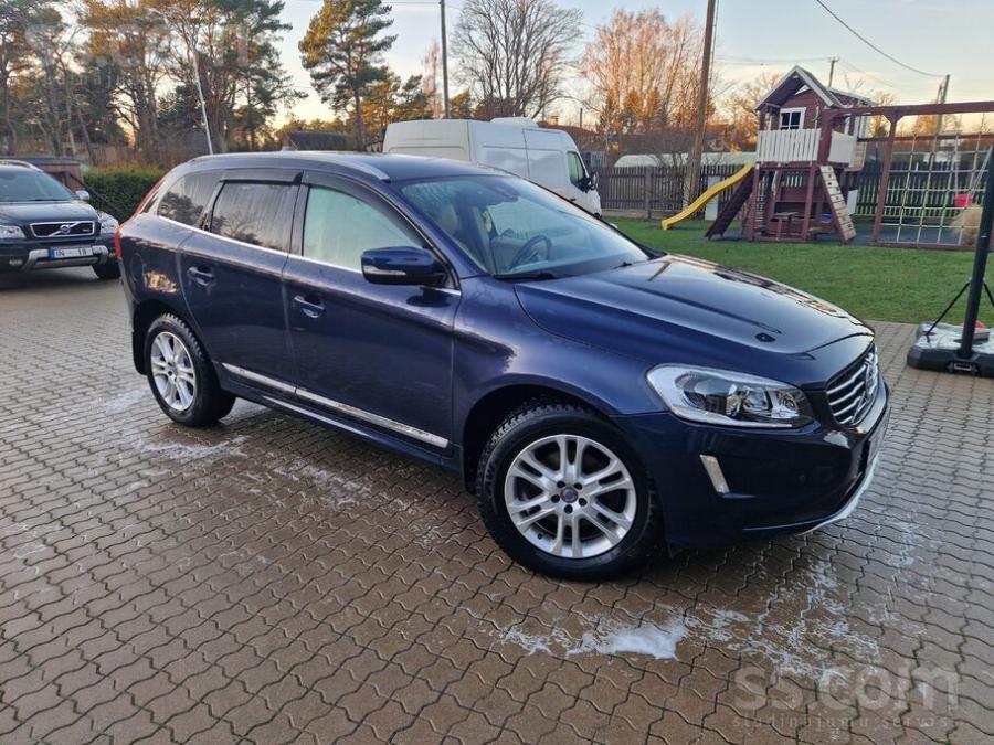 Blue Volvo XC60 2015 in Tukums, with an engine capacity of 2.40 L and mileage of 186 thousand km for 15200 €, photo 3 on AUTOMOTO.COM.LV