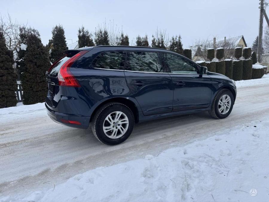 Zils Volvo XC60 2015 Alīta, ar dzinēja tilpumu 1.98 L un nobraukumu 248 tūkst. km par 10700 €, foto 11 vietnē AUTOMOTO.COM.LV