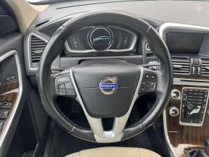 Zils Volvo XC60 2015 Alīta, ar dzinēja tilpumu 1.98 L un nobraukumu 248 tūkst. km par 10700 €, foto 21 vietnē AUTOMOTO.COM.LV