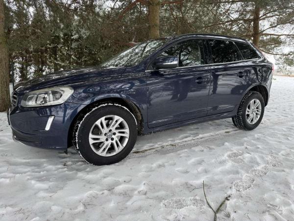 Zils Volvo XC60 2015 Alīta, ar dzinēja tilpumu 1.98 L un nobraukumu 249 tūkst. km par 10600 €, foto 3 vietnē AUTOMOTO.COM.LV