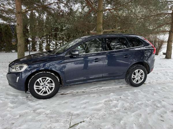 Zils Volvo XC60 2015 Alīta, ar dzinēja tilpumu 1.98 L un nobraukumu 249 tūkst. km par 10600 €, foto 4 vietnē AUTOMOTO.COM.LV