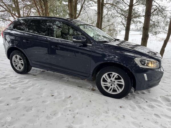 Zils Volvo XC60 2015 Alīta, ar dzinēja tilpumu 1.98 L un nobraukumu 249 tūkst. km par 10600 €, foto 10 vietnē AUTOMOTO.COM.LV