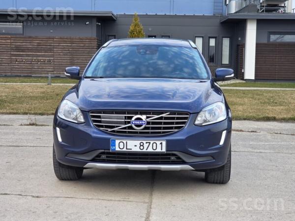 Zils Volvo XC60 2015 Rīga, ar dzinēja tilpumu 2.40 L un nobraukumu 329 tūkst. km par 11300 €, foto 3 vietnē AUTOMOTO.COM.LV