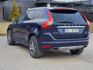 Zils Volvo XC60 2015 Rīga, ar dzinēja tilpumu 2.40 L un nobraukumu 329 tūkst. km par 11300 €, foto 13 vietnē AUTOMOTO.COM.LV