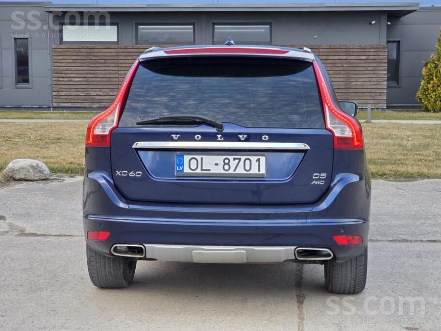 Zils Volvo XC60 2015 Rīga, ar dzinēja tilpumu 2.40 L un nobraukumu 329 tūkst. km par 11300 €, foto 14 vietnē AUTOMOTO.COM.LV