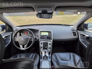 Zils Volvo XC60 2015 Rīga, ar dzinēja tilpumu 2.40 L un nobraukumu 329 tūkst. km par 11300 €, foto 25 vietnē AUTOMOTO.COM.LV