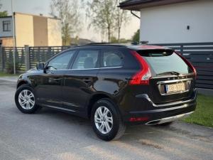 Blue Volvo XC60 2015 in Jelgava, with an engine capacity of 2.00 L and mileage of 180 thousand km for 12700 €, photo 4 on AUTOMOTO.COM.LV
