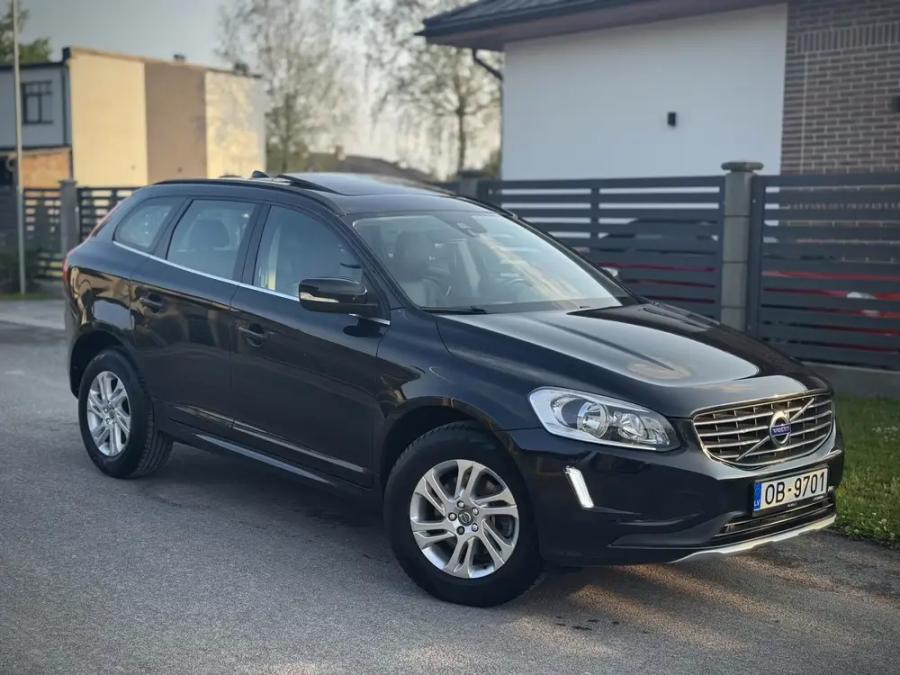 Blue Volvo XC60 2015 in Jelgava, with an engine capacity of 2.00 L and mileage of 180 thousand km for 12700 €, photo 6 on AUTOMOTO.COM.LV
