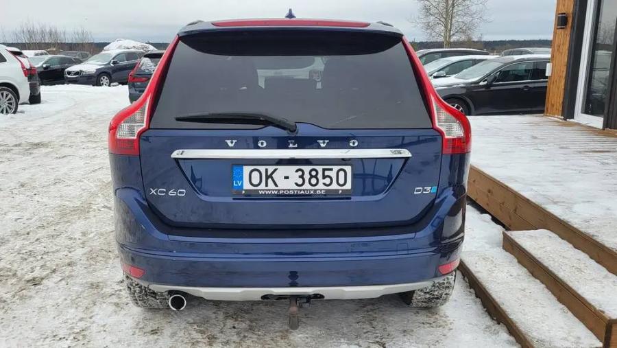 Blue Volvo XC60 2015 in Riga, with an engine capacity of 2.00 L and mileage of 247 thousand km for 10900 €, photo 26 on AUTOMOTO.COM.LV