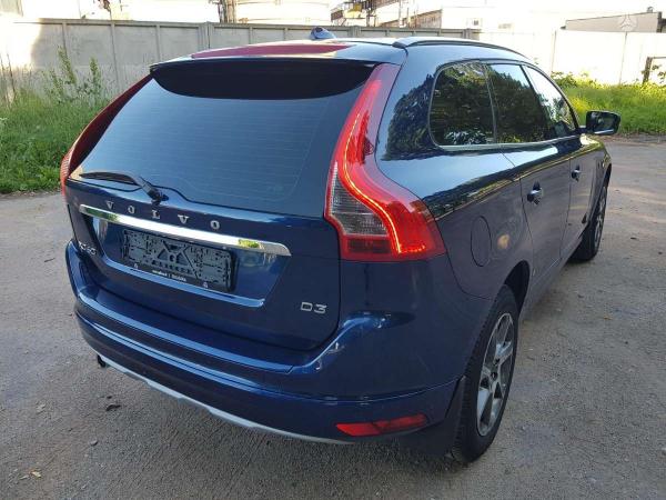 Синий Вольво ХС60 2015 в Шяуляй, объемом двигателя 1.97 л и пробегом 199 тыс. км за 11200 €, фото 8 на AUTOMOTO.COM.LV