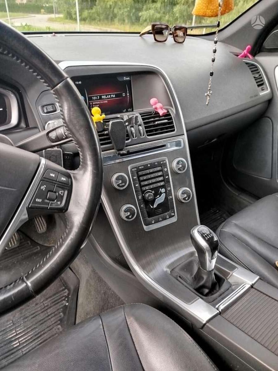 Zils Volvo XC60 2015 Radviliškis, ar dzinēja tilpumu 1.97 L un nobraukumu 316 tūkst. km par 12500 €, foto 11 vietnē AUTOMOTO.COM.LV