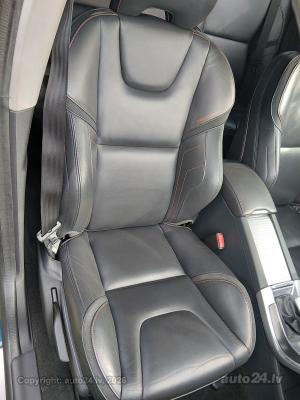Zils Volvo XC60 2015 Paide, ar dzinēja tilpumu 2.00 L un nobraukumu 280 tūkst. km par 13800 €, foto 15 vietnē AUTOMOTO.COM.LV