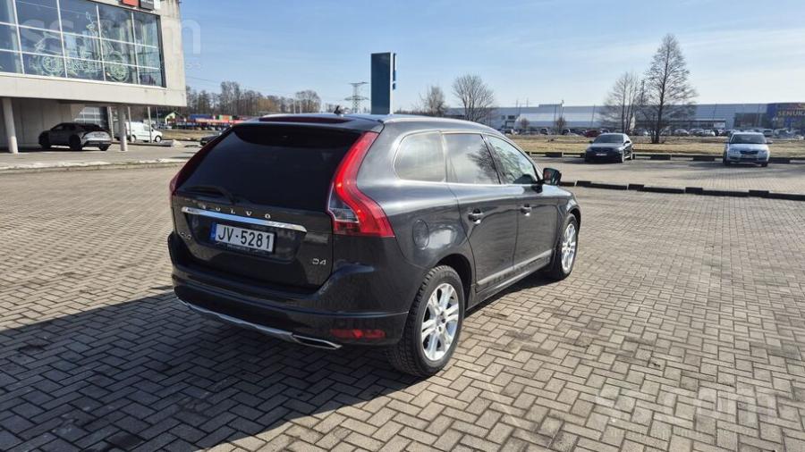 Zils Volvo XC60 2015 Rīga, ar dzinēja tilpumu 2.00 L un nobraukumu 192 tūkst. km par 11999 €, foto 6 vietnē AUTOMOTO.COM.LV