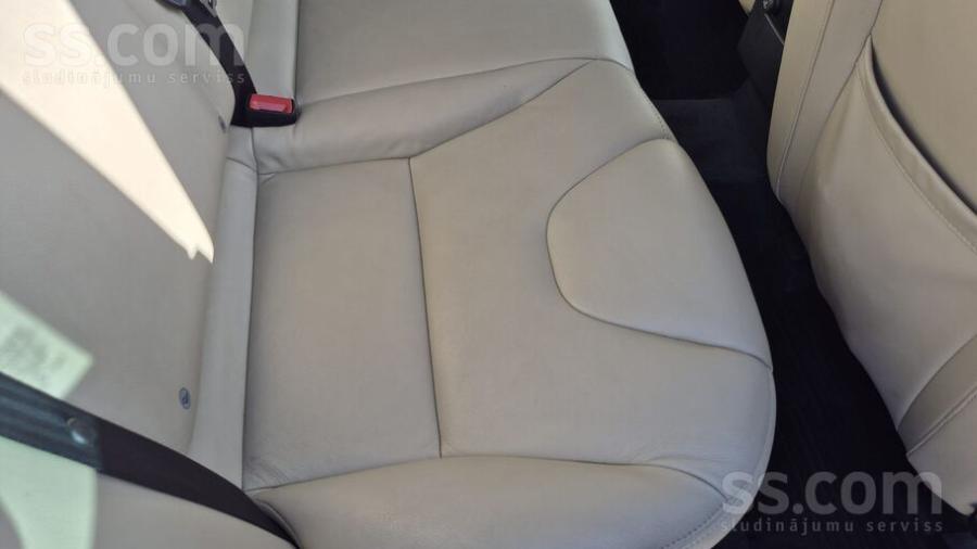 Zils Volvo XC60 2015 Rīga, ar dzinēja tilpumu 2.00 L un nobraukumu 192 tūkst. km par 11999 €, foto 13 vietnē AUTOMOTO.COM.LV