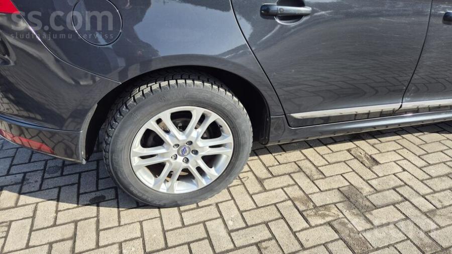 Zils Volvo XC60 2015 Rīga, ar dzinēja tilpumu 2.00 L un nobraukumu 192 tūkst. km par 11999 €, foto 19 vietnē AUTOMOTO.COM.LV