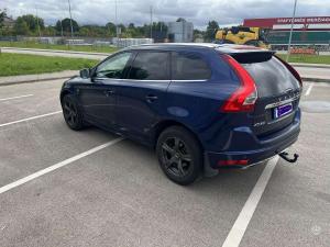 Zils Volvo XC60 2015 Telšiai, ar dzinēja tilpumu 2.40 L un nobraukumu 330 tūkst. km par 7999 €, foto 4 vietnē AUTOMOTO.COM.LV