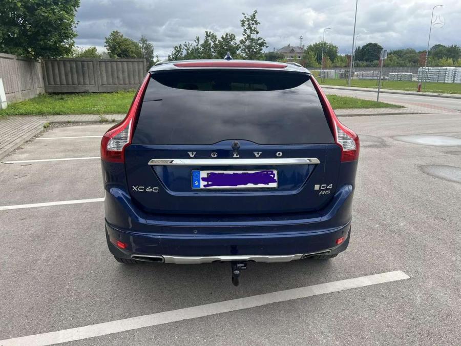 Zils Volvo XC60 2015 Telšiai, ar dzinēja tilpumu 2.40 L un nobraukumu 330 tūkst. km par 7999 €, foto 5 vietnē AUTOMOTO.COM.LV