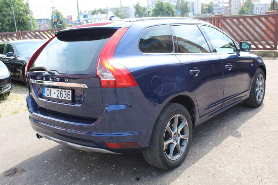 Blue Volvo XC60 2015 in Liepaja, with an engine capacity of 2.00 L and mileage of 250 thousand km for 12300 €, photo 5 on AUTOMOTO.COM.LV
