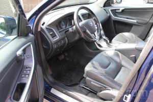 Blue Volvo XC60 2015 in Liepaja, with an engine capacity of 2.00 L and mileage of 250 thousand km for 12300 €, photo 6 on AUTOMOTO.COM.LV