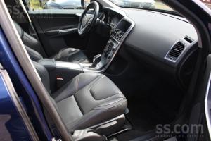 Blue Volvo XC60 2015 in Liepaja, with an engine capacity of 2.00 L and mileage of 250 thousand km for 12300 €, photo 8 on AUTOMOTO.COM.LV