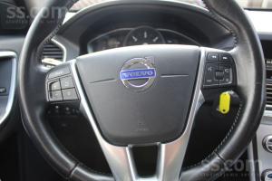 Blue Volvo XC60 2015 in Liepaja, with an engine capacity of 2.00 L and mileage of 250 thousand km for 12300 €, photo 12 on AUTOMOTO.COM.LV