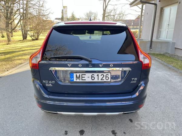 Blue Volvo XC60 2015 in Valmiera, with an engine capacity of 2.50 L and mileage of 172 thousand km for 13100 €, photo 4 on AUTOMOTO.COM.LV