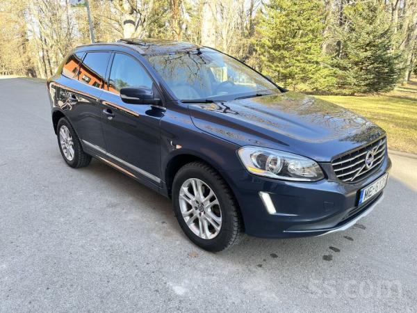 Blue Volvo XC60 2015 in Valmiera, with an engine capacity of 2.50 L and mileage of 172 thousand km for 13100 €, photo 7 on AUTOMOTO.COM.LV