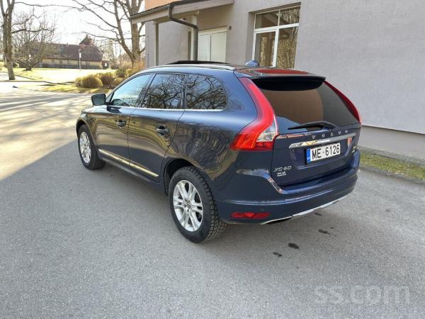 Zils Volvo XC60 2015 Valmiera, ar dzinēja tilpumu 2.50 L un nobraukumu 172 tūkst. km par 13100 €, foto 3 vietnē AUTOMOTO.COM.LV