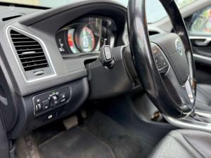 Синий Вольво ХС60 2015 в Вильнюс, объемом двигателя 1.97 л и пробегом 275 тыс. км за 13500 €, фото 14 на AUTOMOTO.COM.LV
