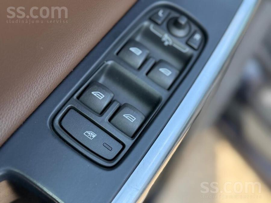 Zils Volvo XC60 2015 Rīga, ar dzinēja tilpumu 2.00 L un nobraukumu 0 tūkst. km par 11000 €, foto 7 vietnē AUTOMOTO.COM.LV