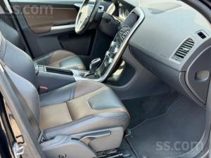 Zils Volvo XC60 2015 Rīga, ar dzinēja tilpumu 2.00 L un nobraukumu 0 tūkst. km par 11000 €, foto 8 vietnē AUTOMOTO.COM.LV