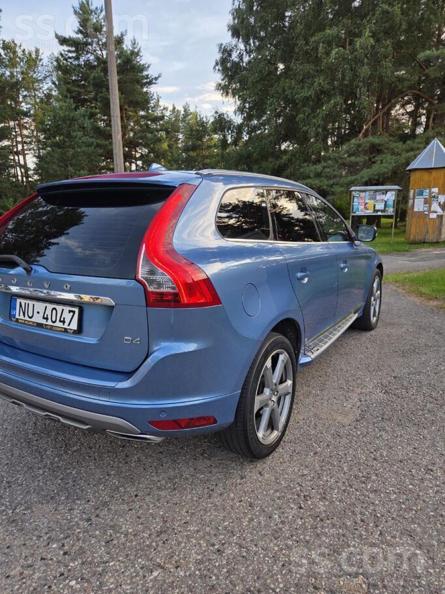 Blue Volvo XC60 2015 in Riga, with an engine capacity of 2.00 L and mileage of 354 thousand km for 12899 €, photo 7 on AUTOMOTO.COM.LV