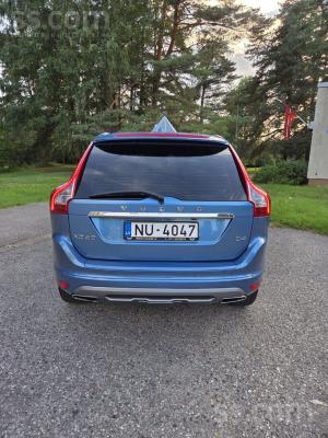 Blue Volvo XC60 2015 in Riga, with an engine capacity of 2.00 L and mileage of 354 thousand km for 12899 €, photo 11 on AUTOMOTO.COM.LV